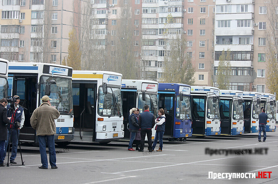 В Николаеве не без скандала на маршрут №83 вернулись автобусы экс ...