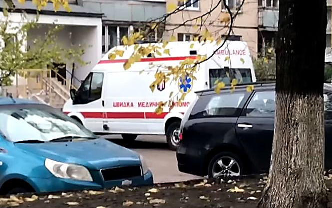 В Киеве девушка выпрыгнула с 14 этажа из за «неразделенной любви