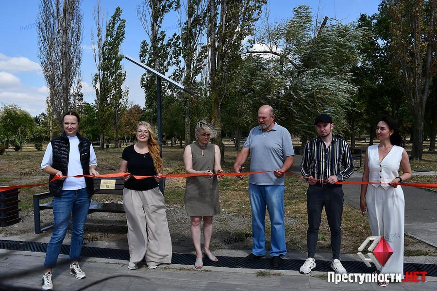 «Скамейки с солнечными батареями и Usb портами для зарядки В